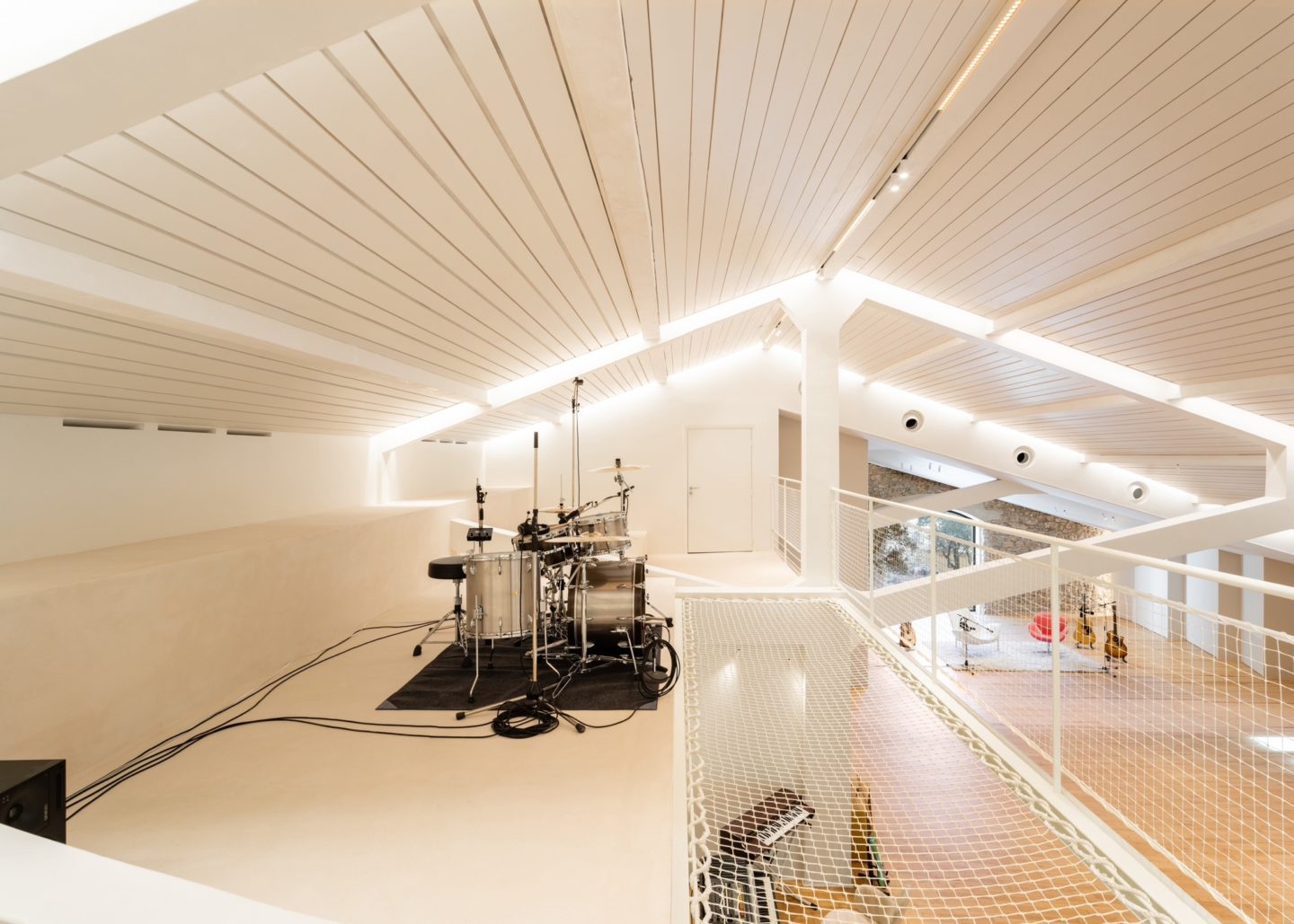 Miraval Studios - Panorama architecture